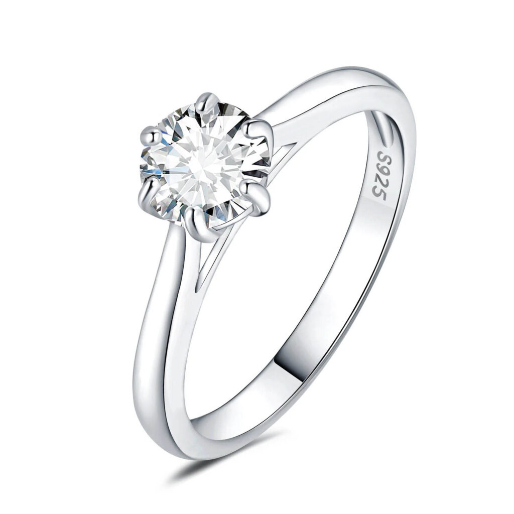 Anillo Moissanite Grace – Plata Esterlina – Minimalist Style